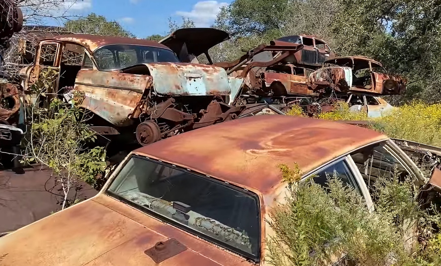 Junkyard Trucks For Sale: Unearthing Hidden Gems and Project Vehicles - Types Trucks for Sale